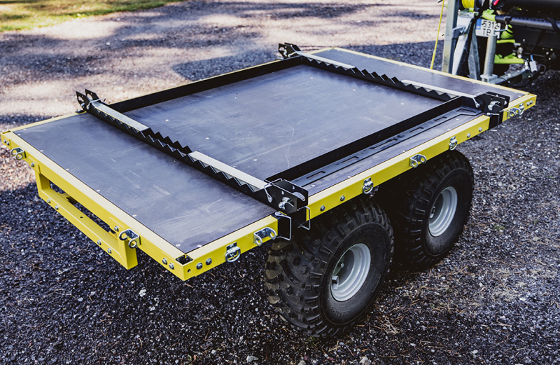 Komplet trailer til IBC-tank med spredebom - atv.fo